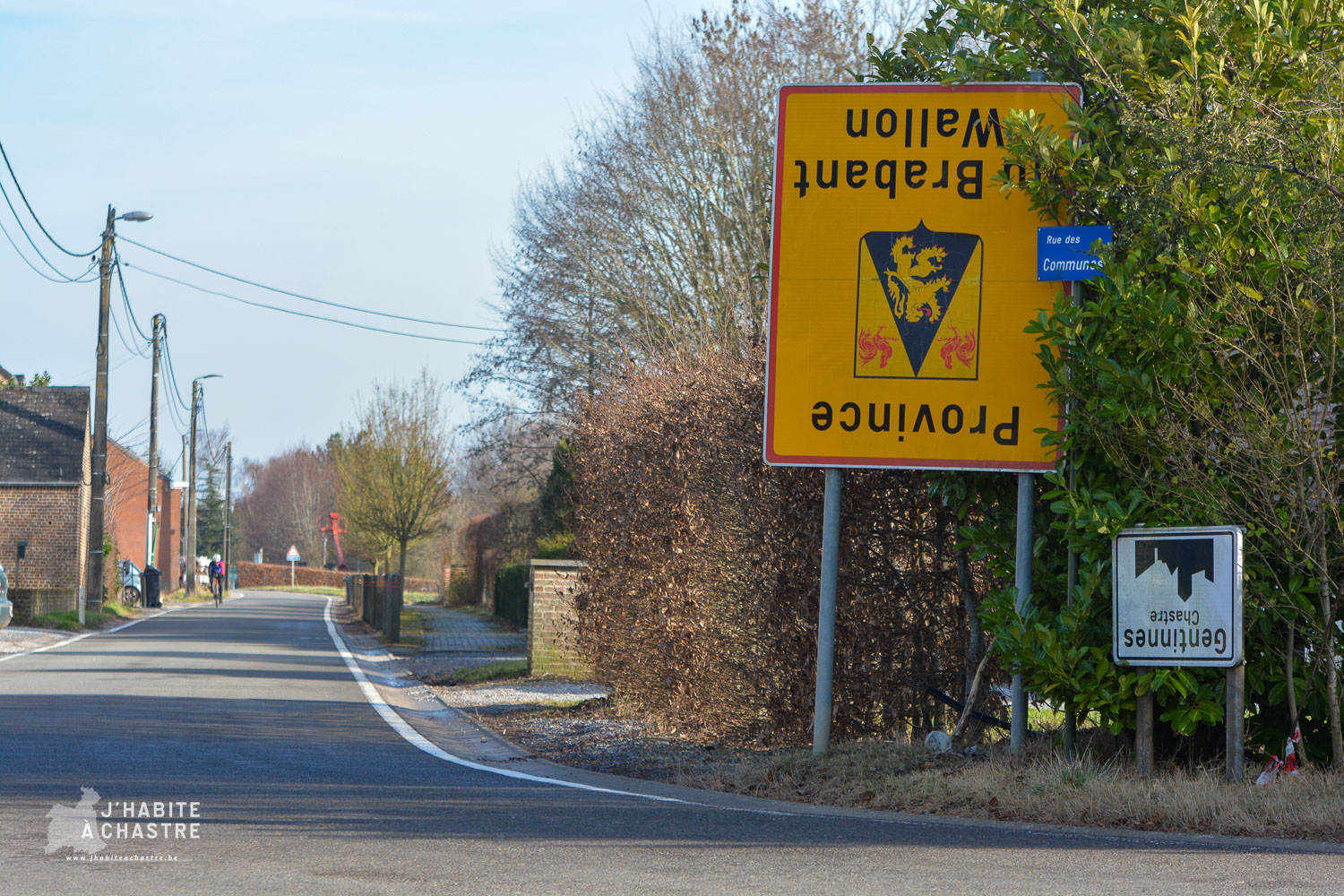 Les panneaux de Chastre "marchent sur la tête" - J'habite à Chastre